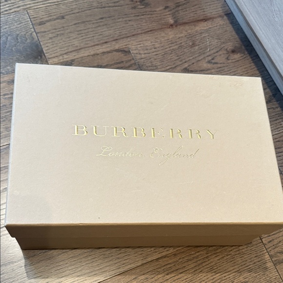 Burberry | Accessories | Burberry Tan Box With Gold Lettering Sneaker ...